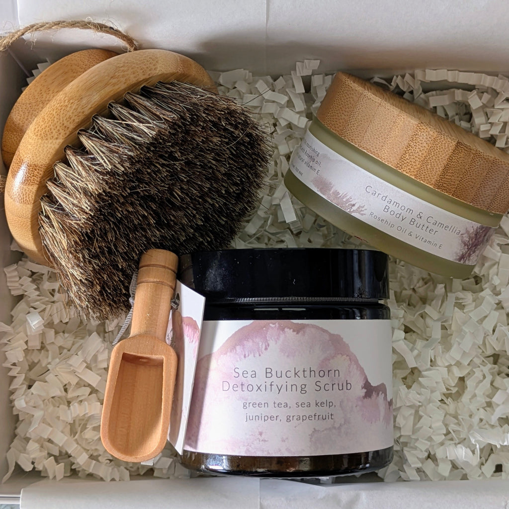Body Exfoliating luxury boxed set - with butter, scrub and brush. Save ...